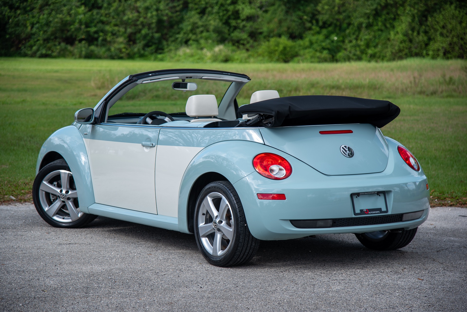 Baby Blue Volkswagen Beetle Interior