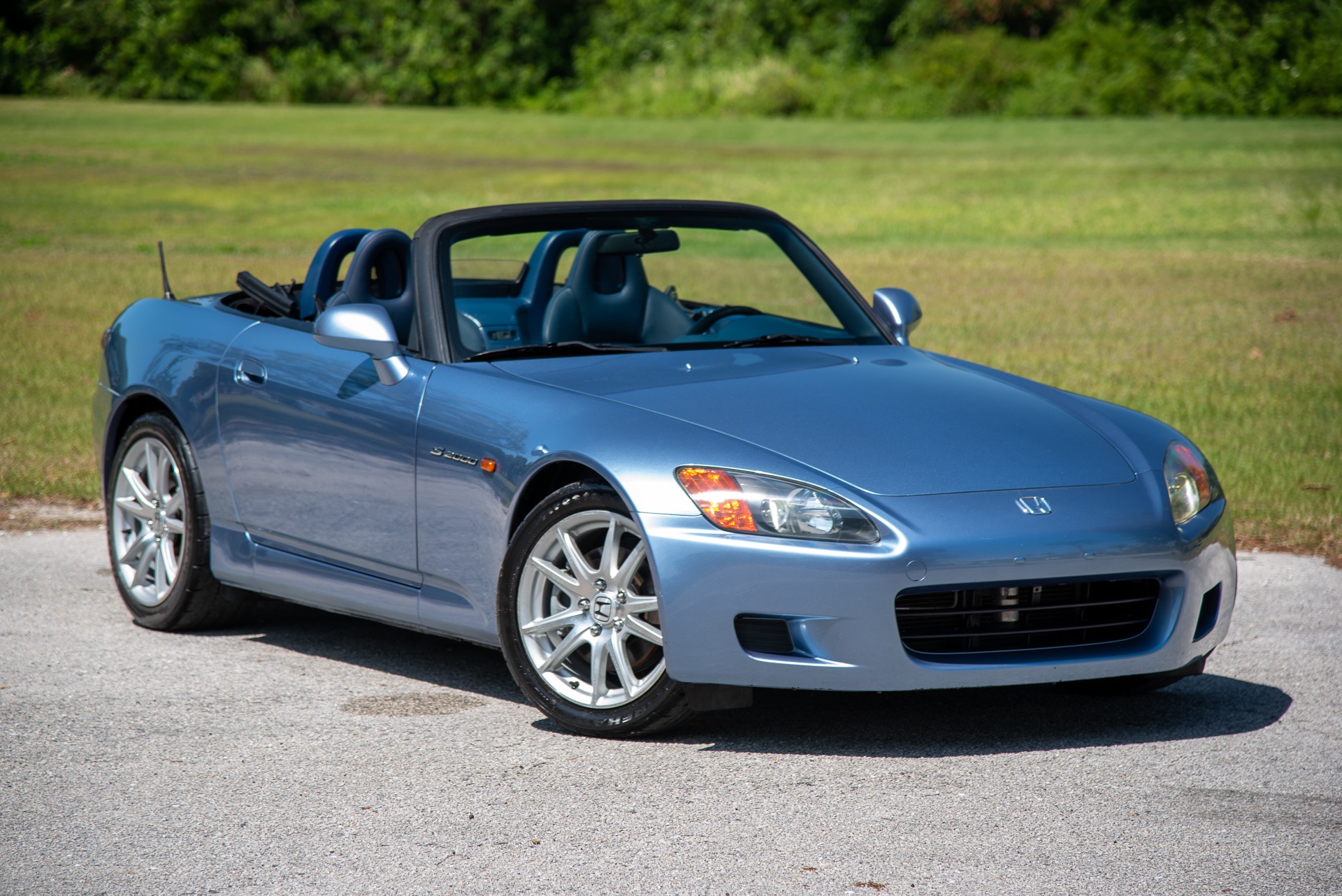 Sapphire Blue Honda S2000 Cr