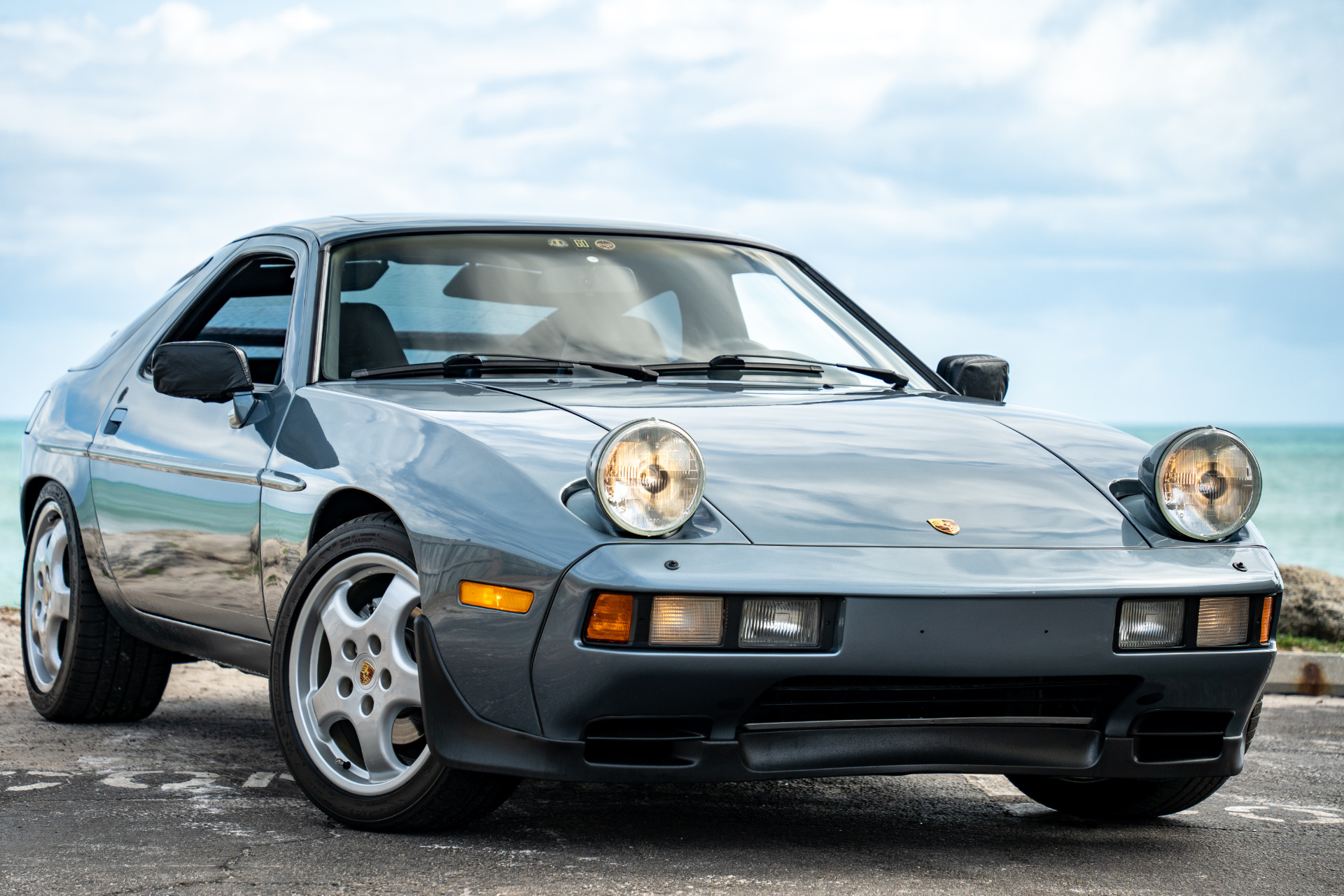 1976 Porsche 928s